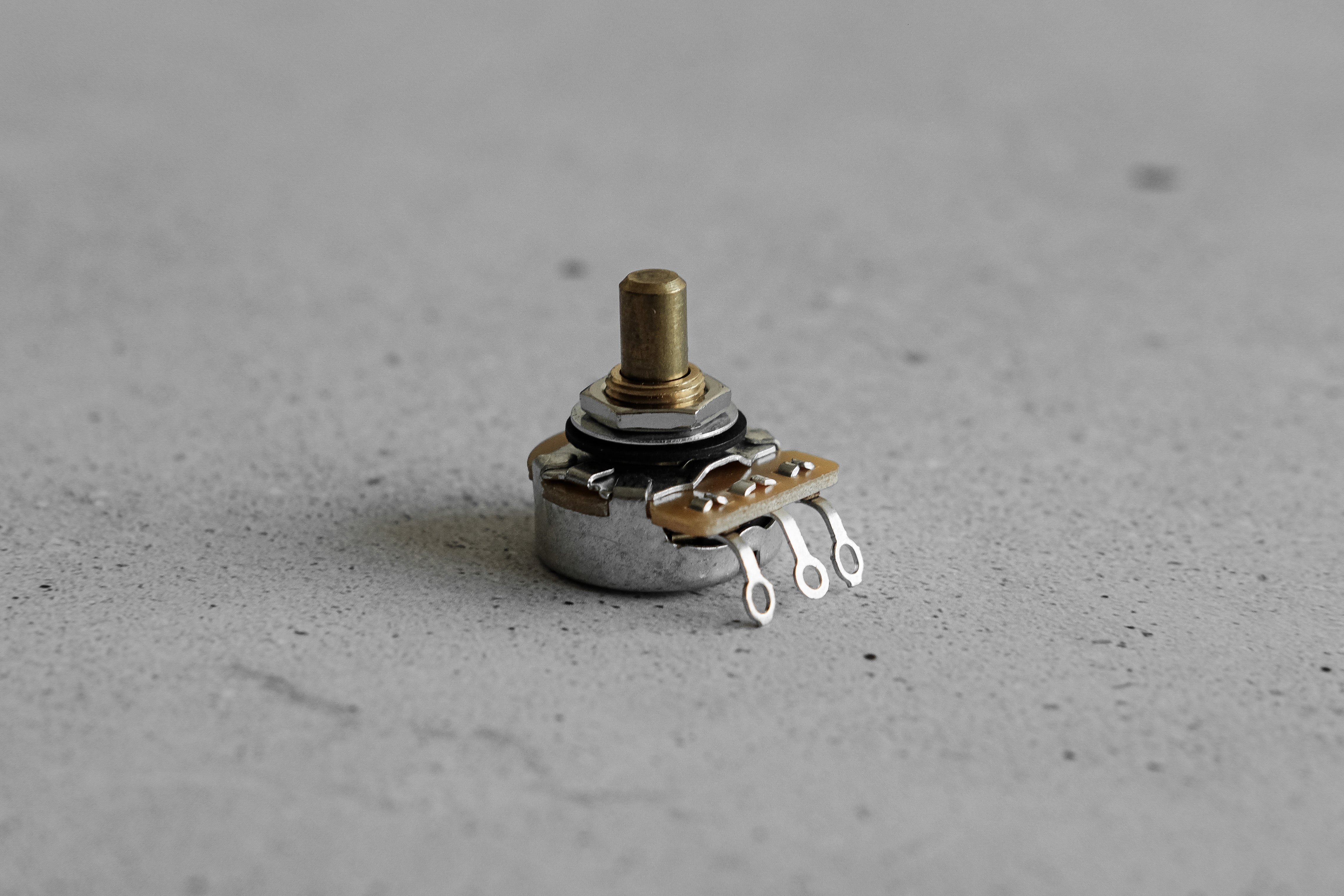 Electronics – Replay Guitars